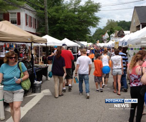 Crafters, Festival Goes Ignore Spring Heat in Occoquan - Potomac Local News