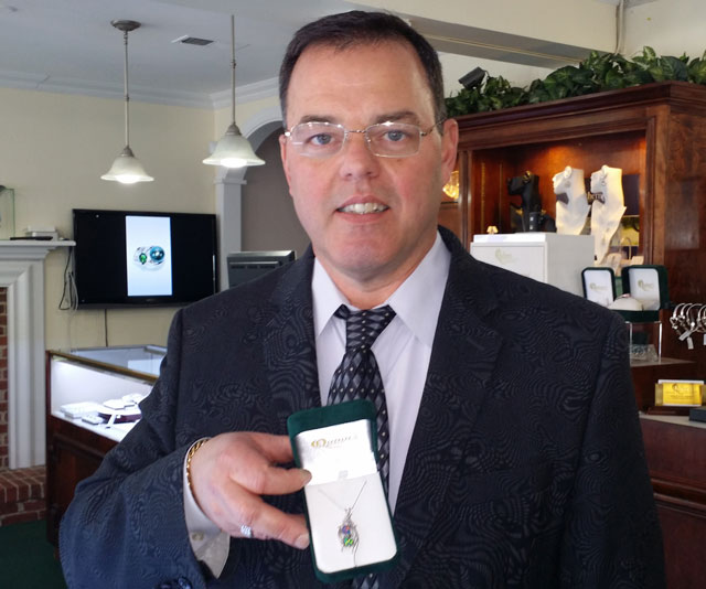 Quinns Goldsmith wins 1st prize in IJO competition