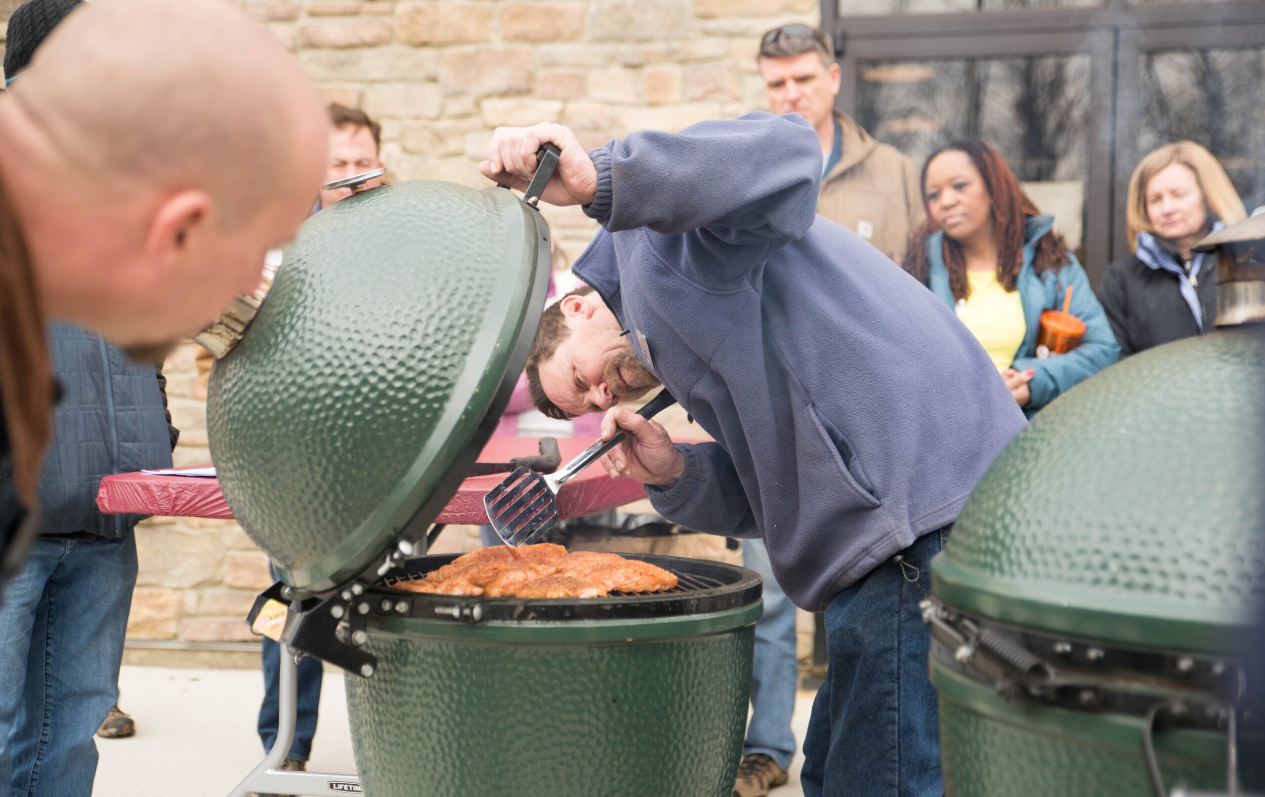 Dizzy Pig classes draw aspiring master grillers who love their Eggs