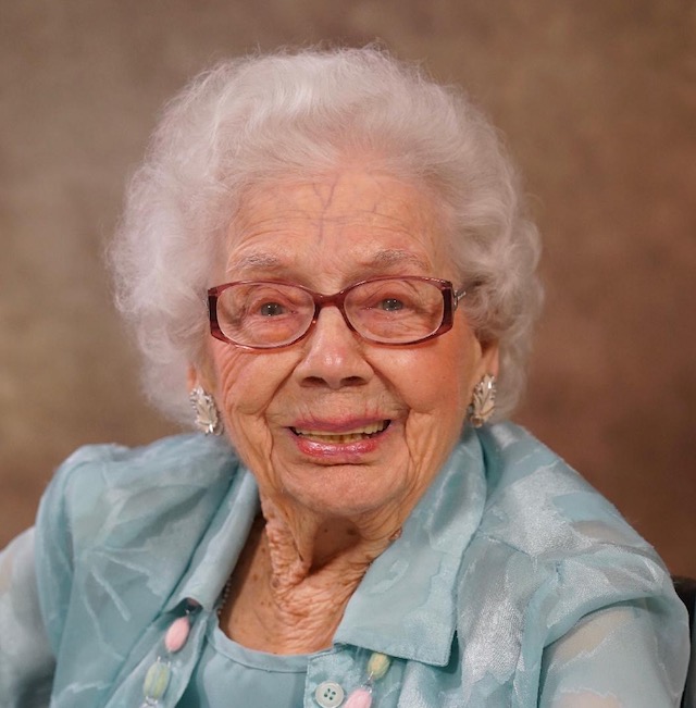 Doris Woodring, of Lake Ridge, celebrates 110th birthday with family