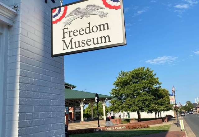 Memorial Day: Freedom Museum to ring bells to honor dead