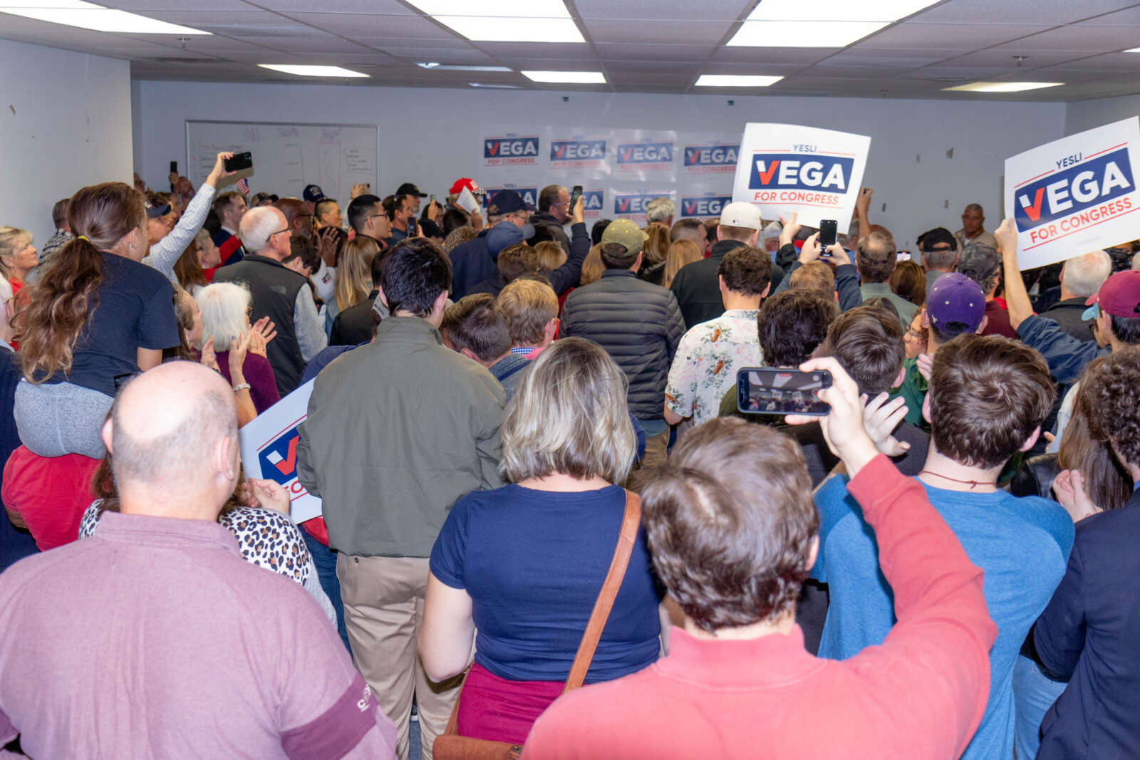 Cruz, Youngkin to campaign for Vega near Dumfries