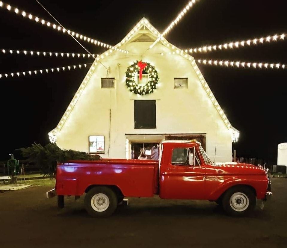Santa called and is coming an extra day! | Christmas at Maple Tree Farm