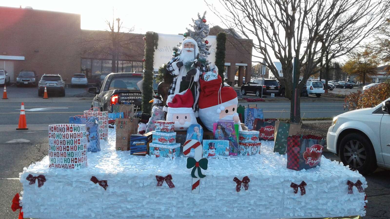 About 600 area children still need gifts, says Untrim-A-Tree