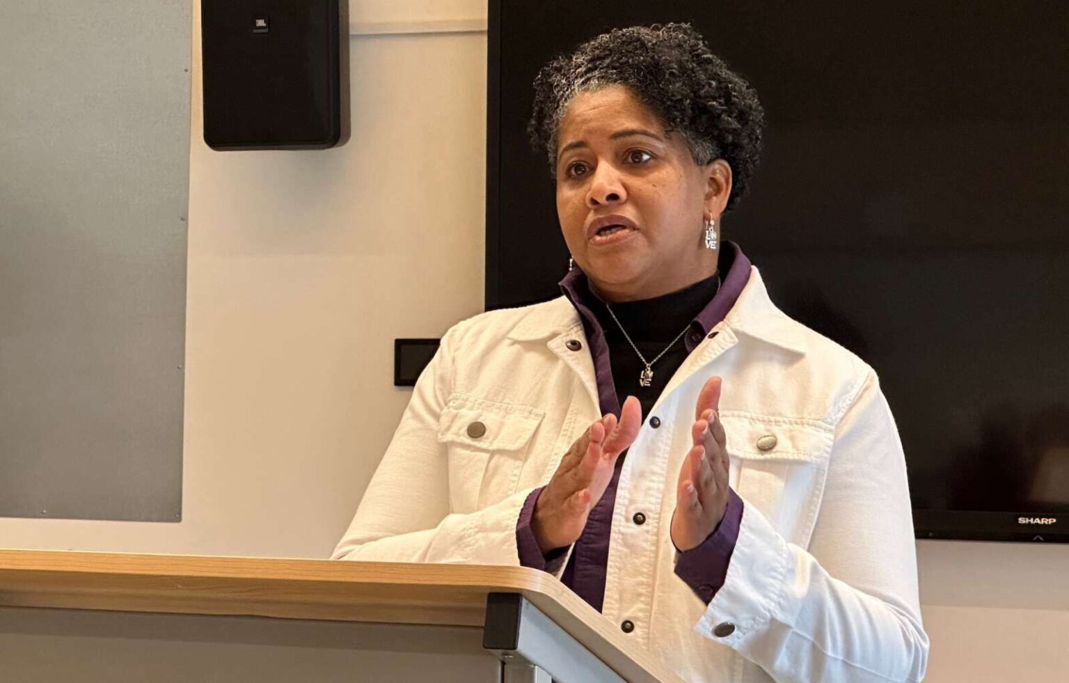 Kim Short kicks starts campaign for Potomac District: 'Time for change ...