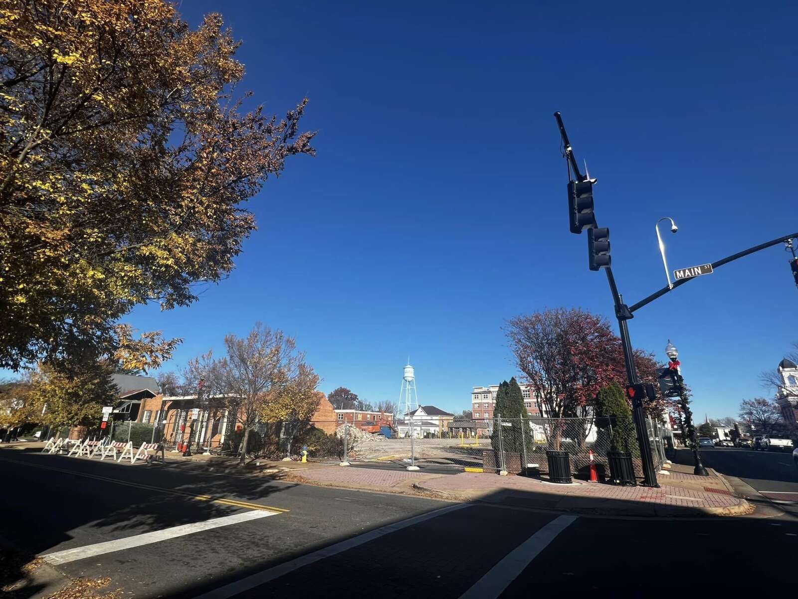 Olde Towne Inn demolished