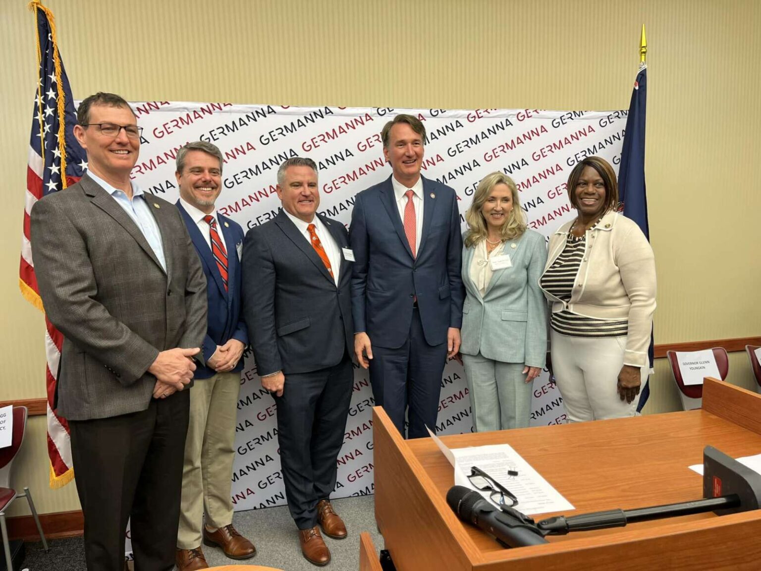 Youngkin, AWS announce data center investment in Fredericksburg region