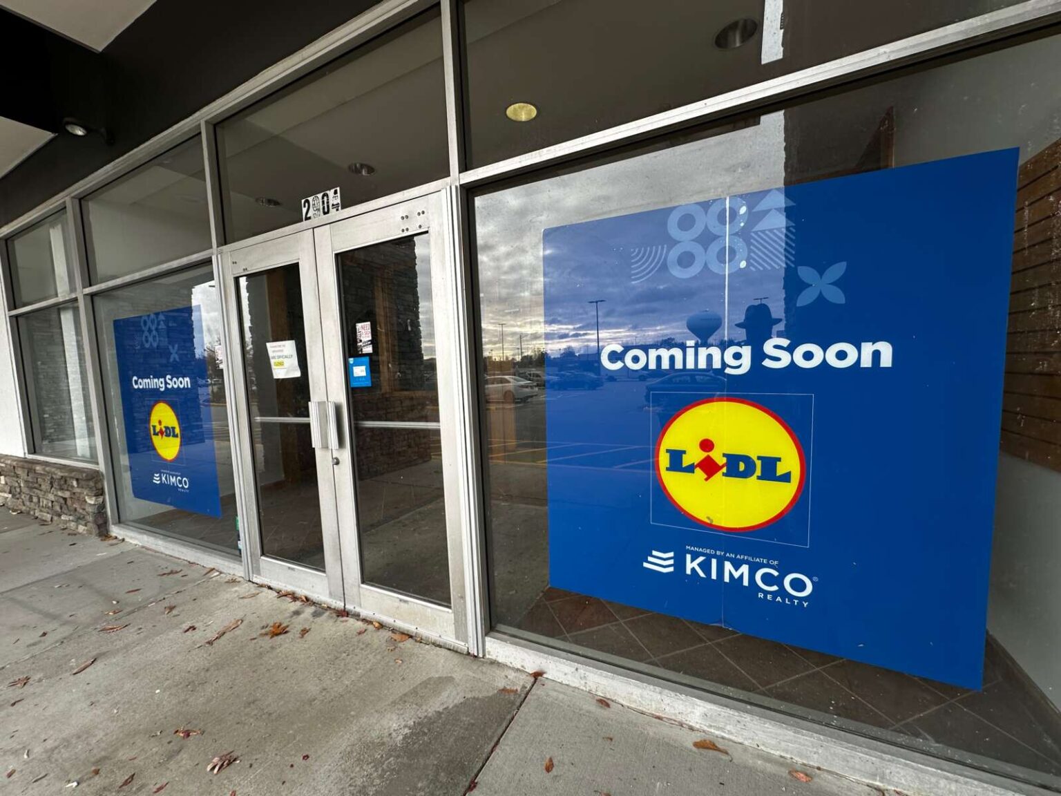 Lidl Signs Suggest New Grocery Store in Smoketown Stations