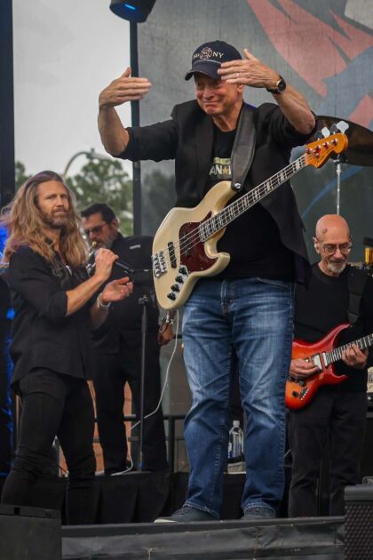 ‘Lt. Dan’ Performs with Band at Quantico