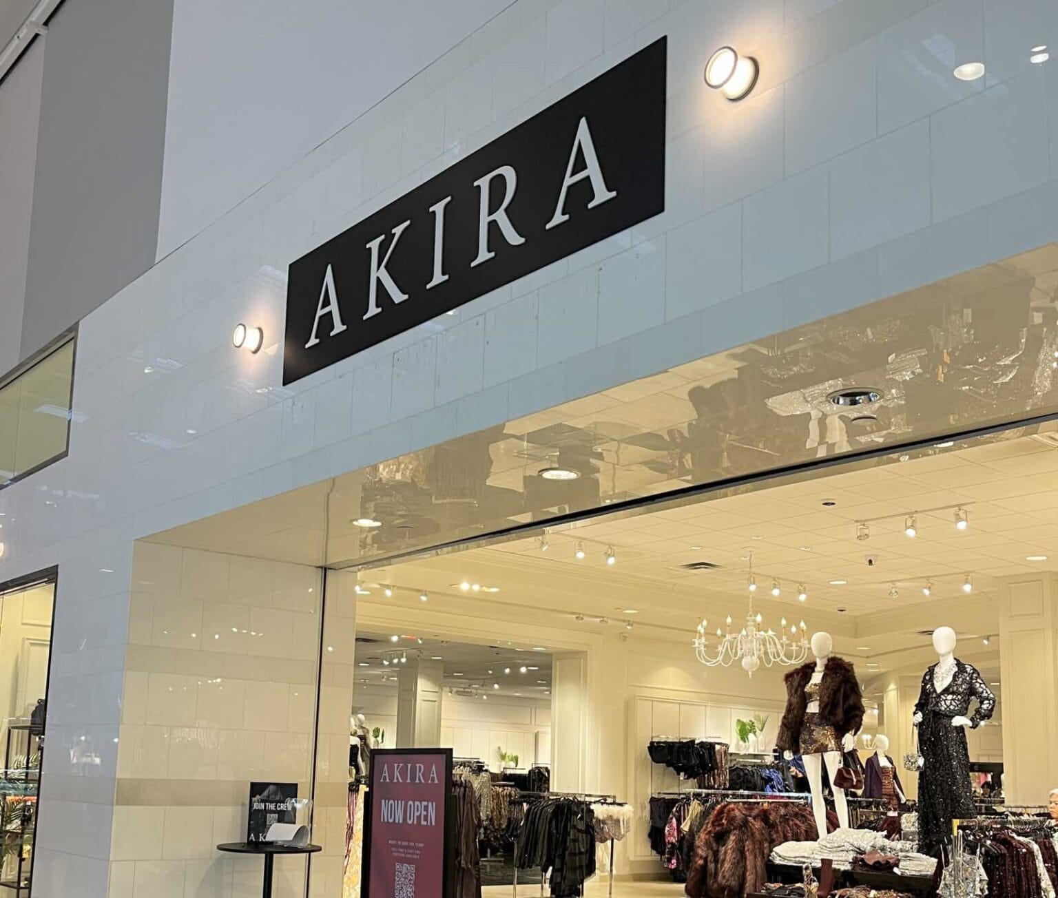 AKIRA Opens New Potomac Mills Store